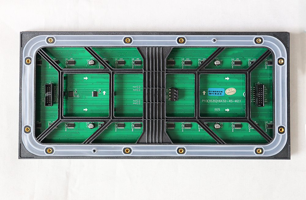 Platinum P10 Outdoor Fixed LED Display - Leeman LED Screen